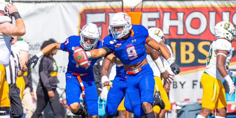 Caleb Johnson Signs with Chicago Bears | Houston Christian University